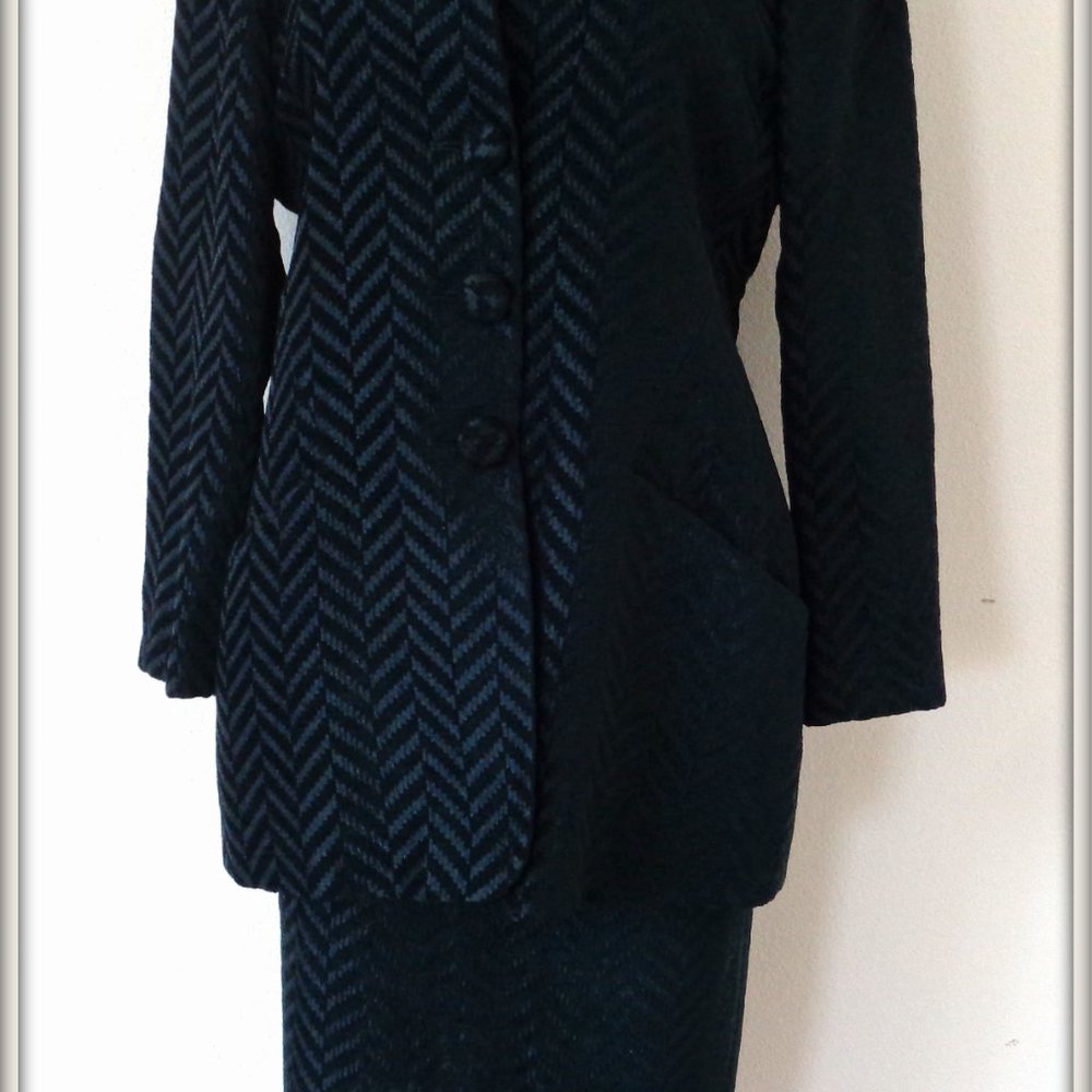Christian Dior Iconic Designer Ladies 2 Piece Suit - Gem